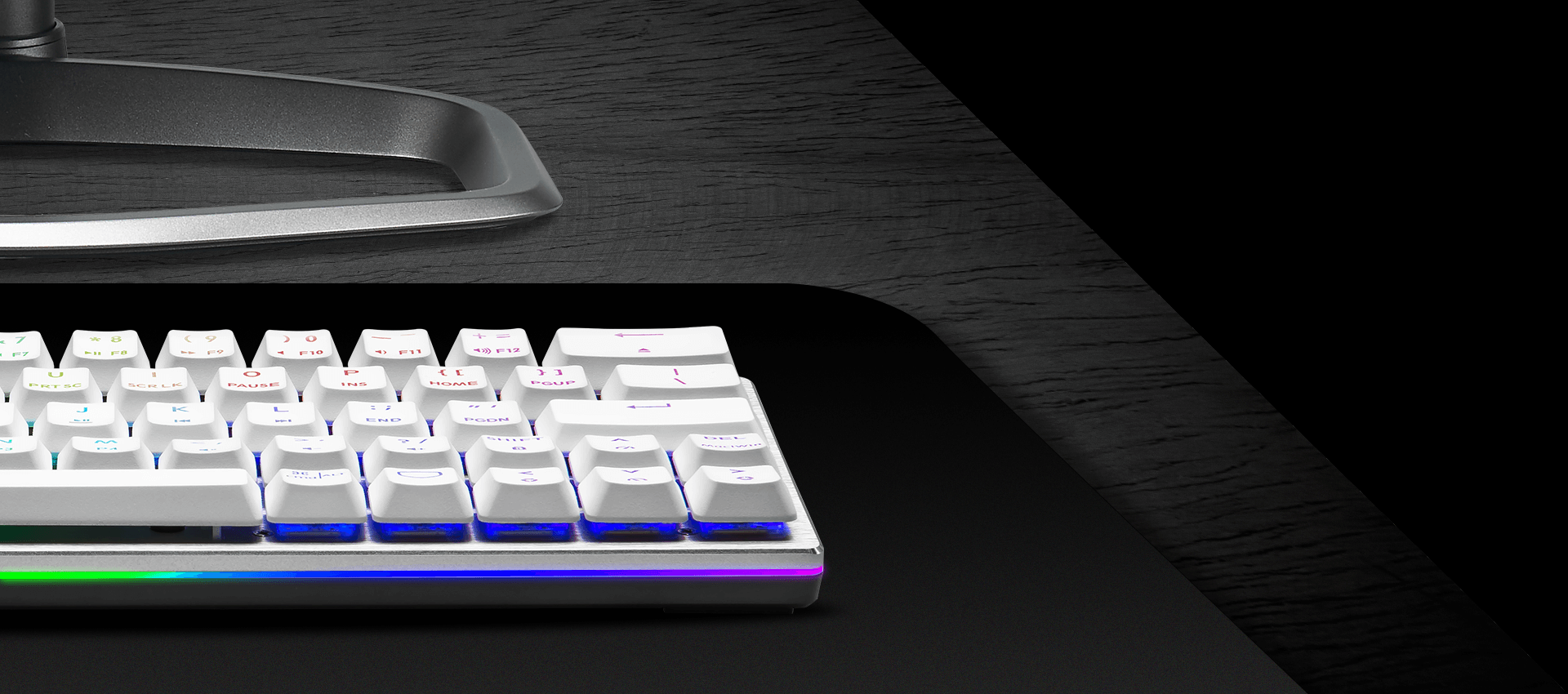 Cooler Master SK622 Silver White Wireless 60% Mechanical Keyboard | Low ...