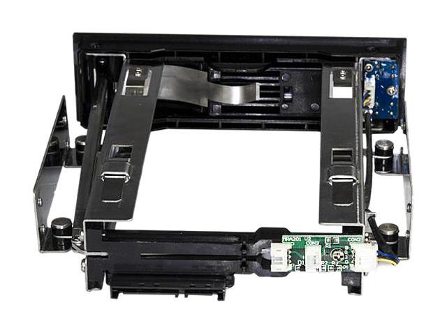 StarTech HSB13SATSASB 5.25 to 3.5 Hard Drive Hot Swap Bay - Trayless ...