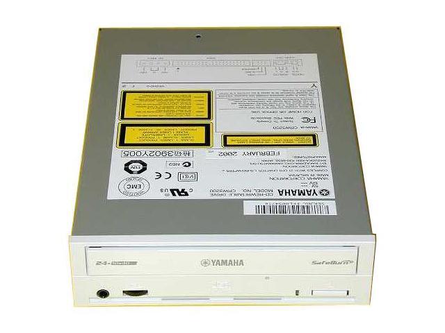Open Box: YAMAHA CD Burner Beige IDE Model CRW3200EZ - Newegg.com