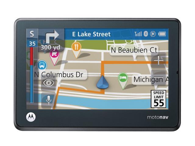Motorola Motonav TN555 4.3" GPS Navigation with hands-free calling ...