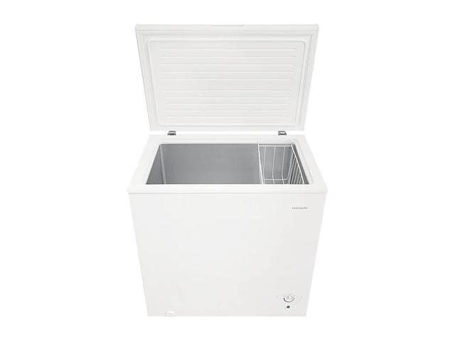 Frigidaire 7.0 Cu. Ft. Chest Freezer White FFCS0722AW - Newegg.com