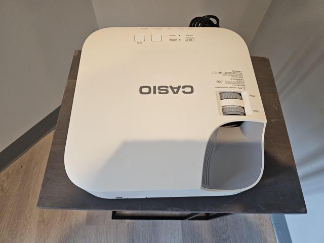 Refurbished: Casio Core XJ-V2 DLP Projector 3000 lumens XGA 20,000:1 ...