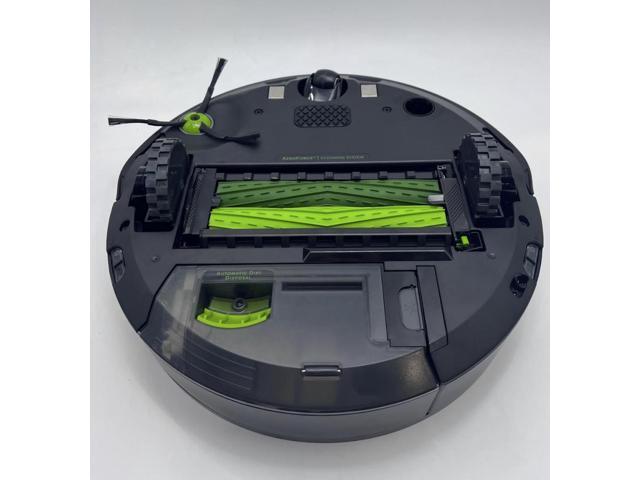 Refurbished: iRobot Roomba j7+ (7550) Self-Emptying Robot Vacuum ...