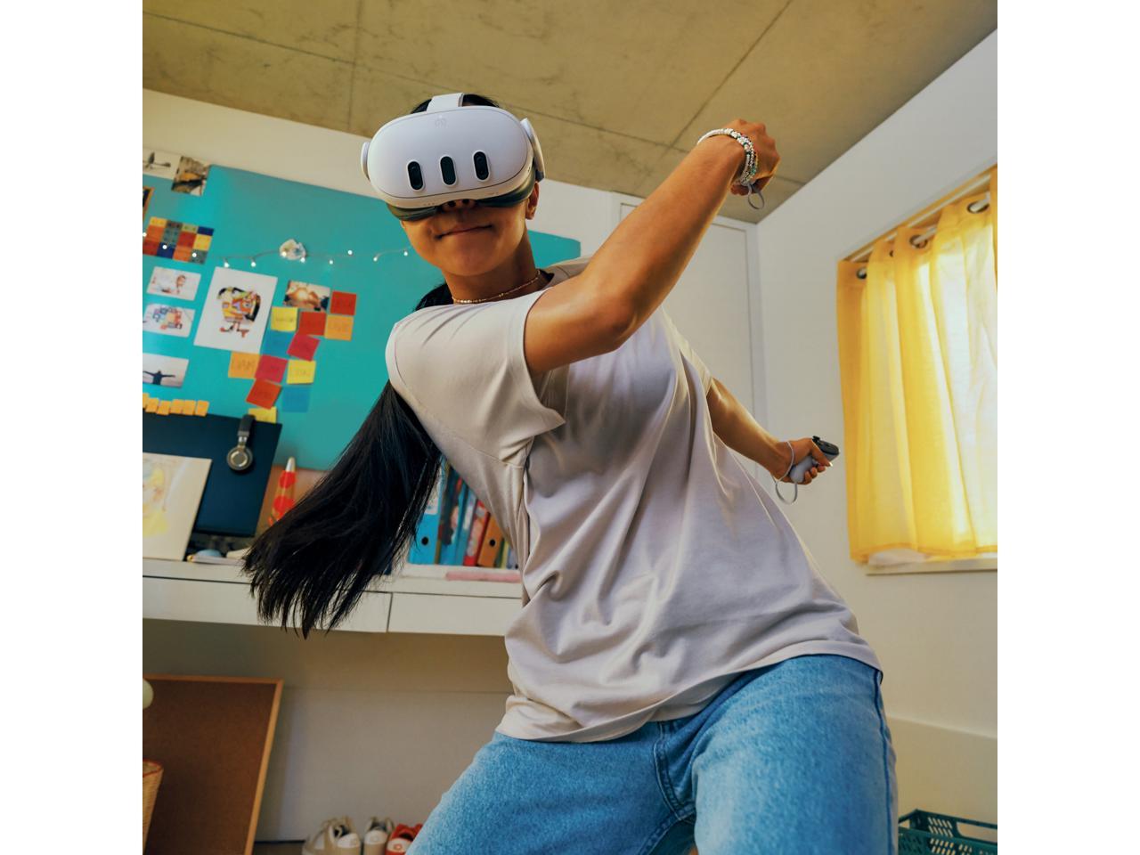 Meta Quest 3 Mixed Reality VR Headset and Game Bundle | Newegg - Newegg.ca