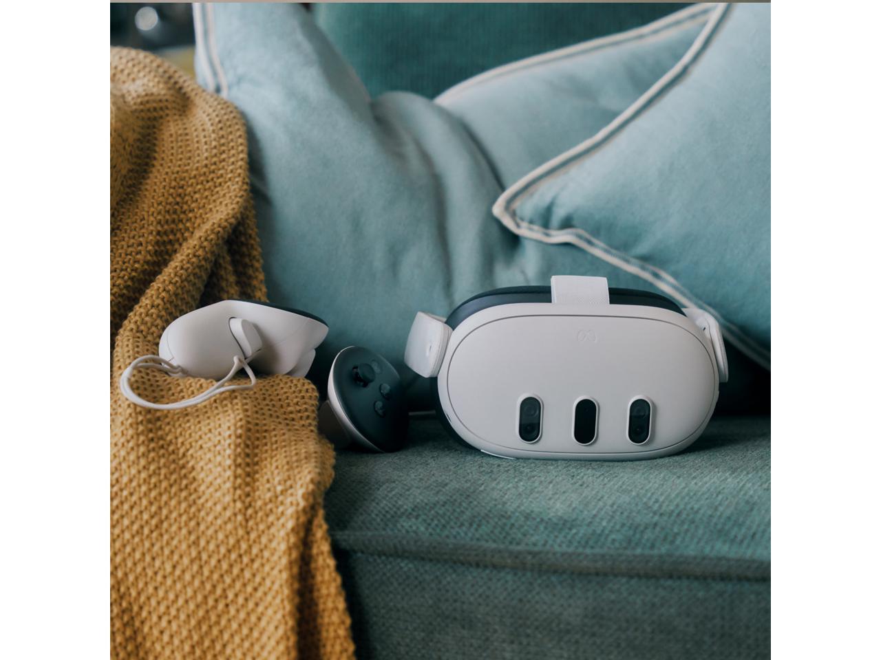 Meta Quest 3 Mixed Reality VR Headset and Game Bundle | Newegg - Newegg.com