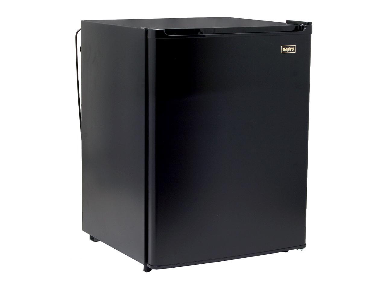 SANYO 2.4 cu. ft. Deluxe Mid-Size Refrigerator with Cycle Defrost Black ...
