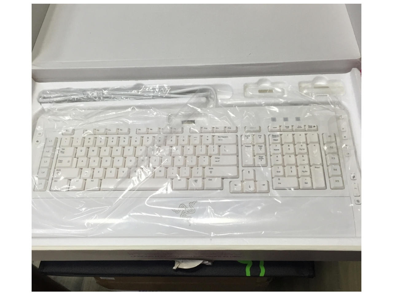 RAZER Tarantula White USB Ultimate Gaming Keyboard - Protype - Newegg.com