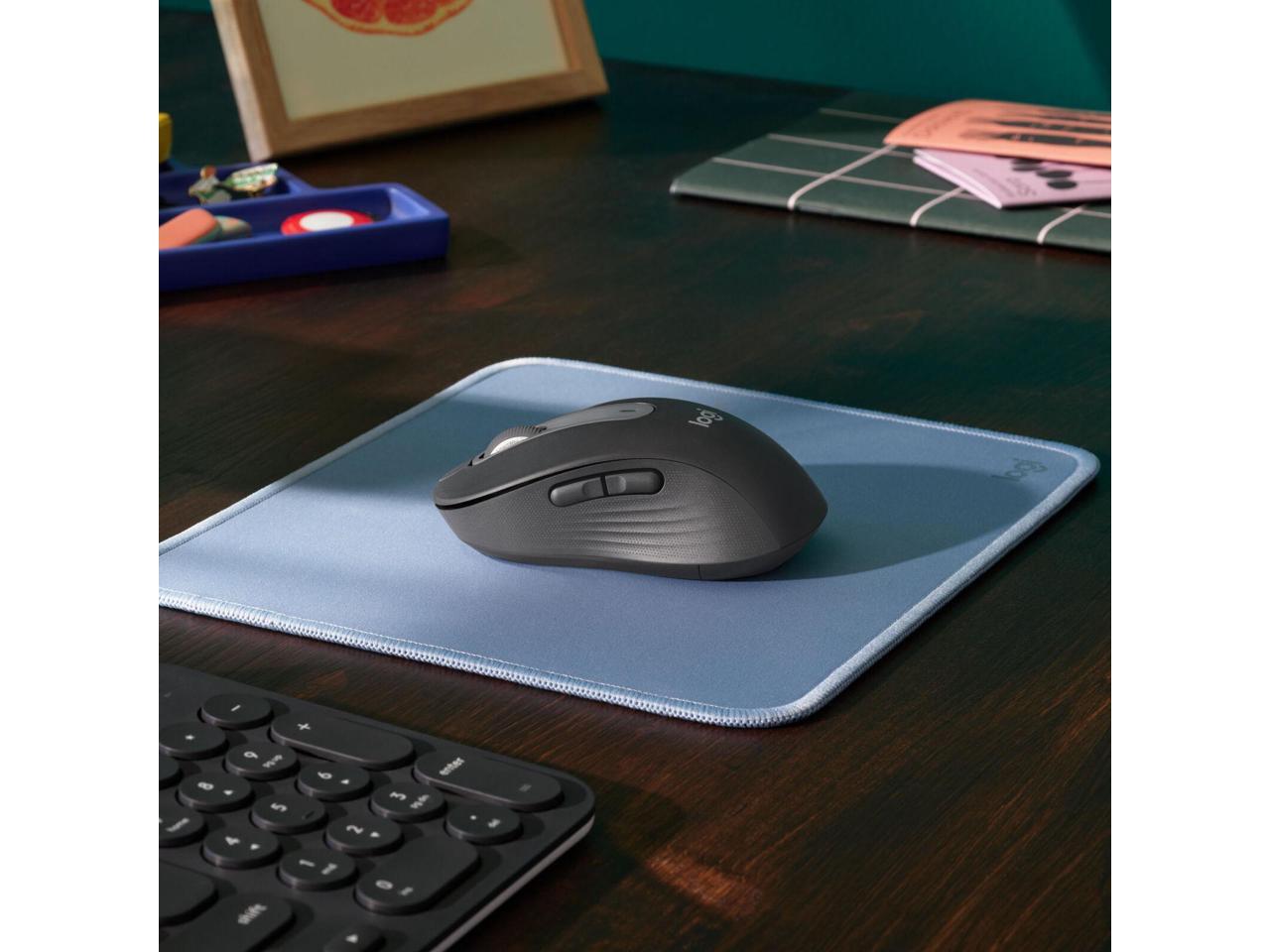 Logitech Signature M650 Wireless Mouse (Graphite) - Newegg.com