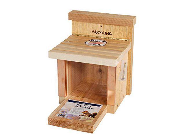 Click here for Woodlink Squirrel Munch Box Feeder prices