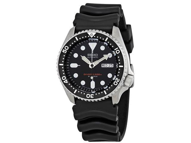 Click here for Seiko Mens Automatic Black Dial Black Rubber Watch... prices
