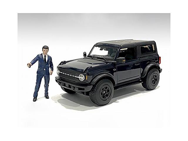 Click here for The Dealership Male Salesperson Figurine for 1/24... prices