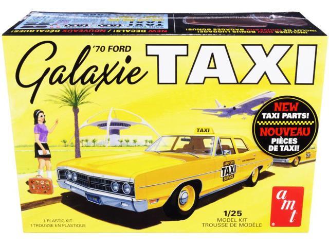 Click here for Skill 2 Model Kit 1970 Ford Galaxie Taxi with Lugg... prices