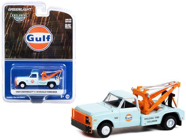 Click here for 1969 Chevrolet C-30 Dually Wrecker Tow Truck Gulf... prices