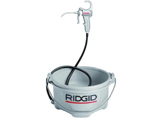 Click here for Ridgid 10883 Handheld Oiler with 1 Gal. Premium Th... prices