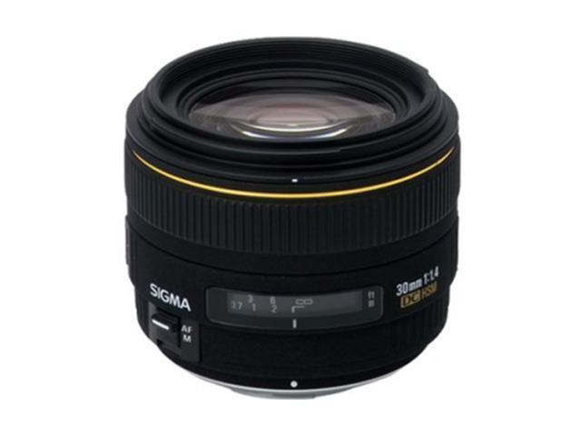 Click here for Sigma 30mm F1.4 Art DC HSM Lens for Canon (301101) prices