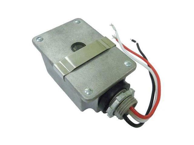 Click here for DAYTON 26WA78 Photocontrol Flush 208 to 277VAC prices