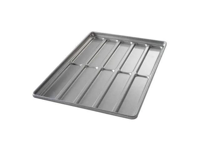 Click here for CHICAGO METALLIC 41052 Hoagie Bun Pan 10 Moulds prices