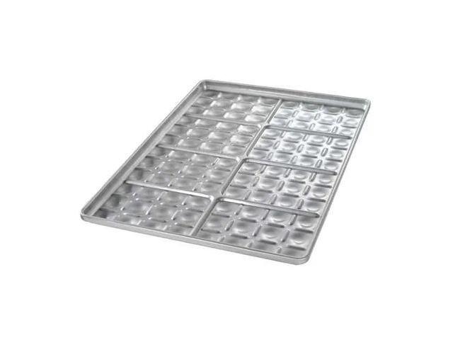 Click here for CHICAGO METALLIC 40434 Slider Bun Pan 96 Moulds prices