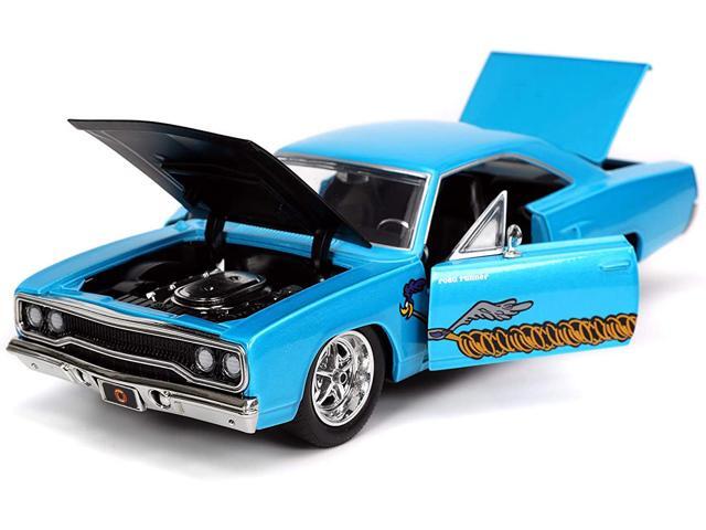 Click here for 1970 Plymouth 440-6BBL RoadRunner Light Blue Met.... prices