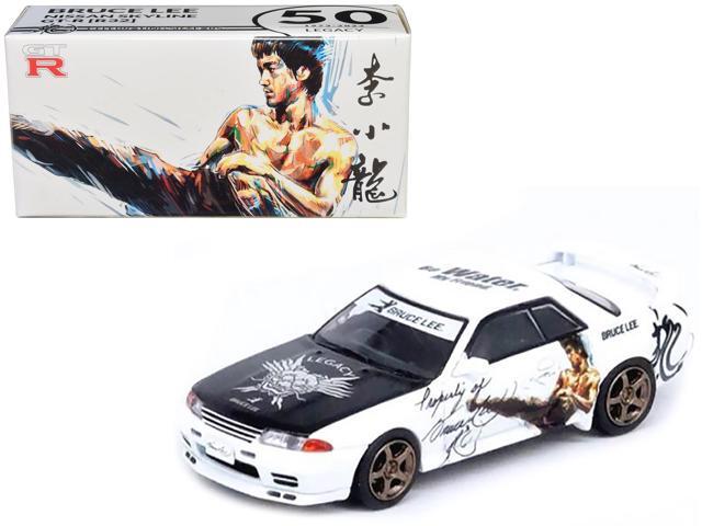 Click here for Nissan Skyline GT-R (R32) RHD White with Black Hoo... prices