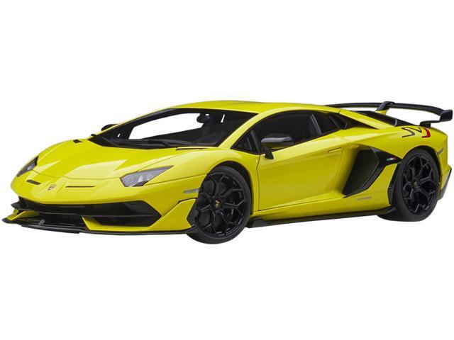 Click here for Lamborghini Aventador SVJ Giallo Tenerife / Pearl... prices