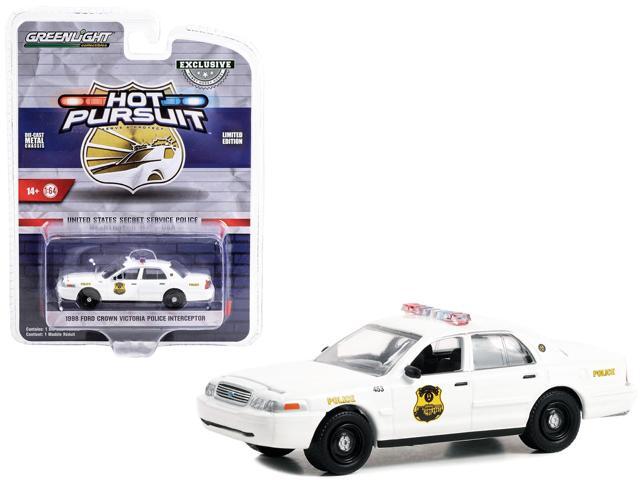 Click here for 1998 Ford Crown Victoria Police Interceptor White... prices