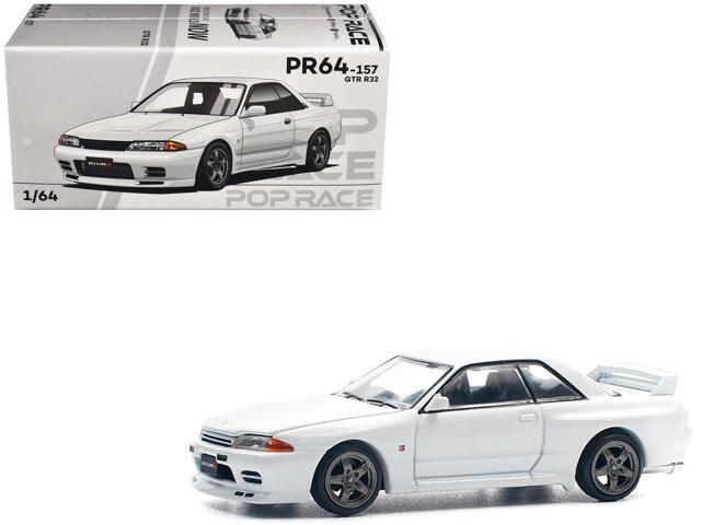 Click here for GTR R32 RHD (Right Hand Drive) Crystal White 1/64... prices