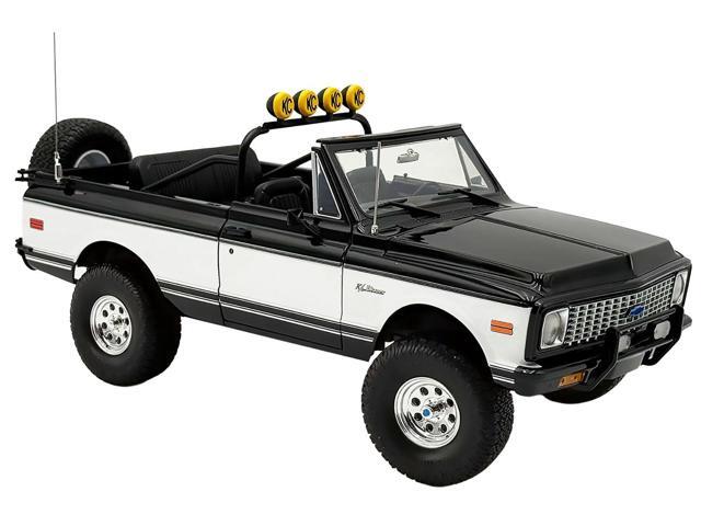 Click here for 1971 Chevrolet K5 Blazer Tuxedo Black and White Li... prices