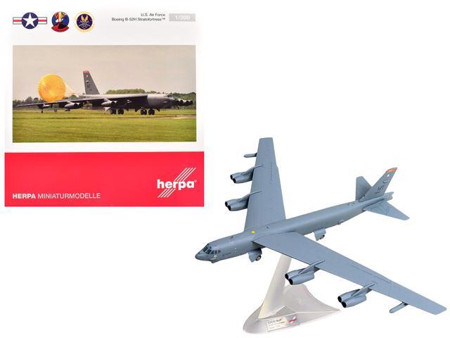 Click here for Boeing B-52H Stratofortress Bomber Aircraft Excali... prices