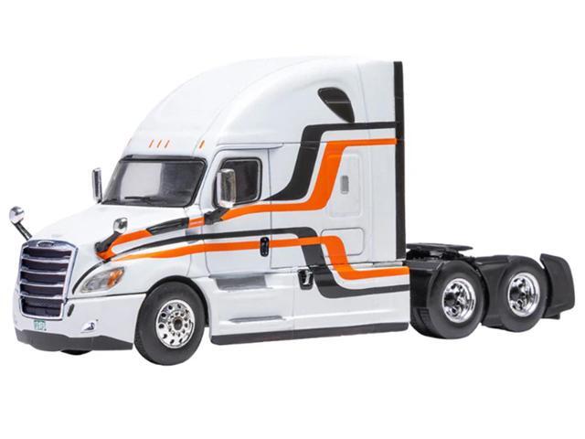 Click here for 2018 Freightliner Cascadia Truck Tractor White wit... prices