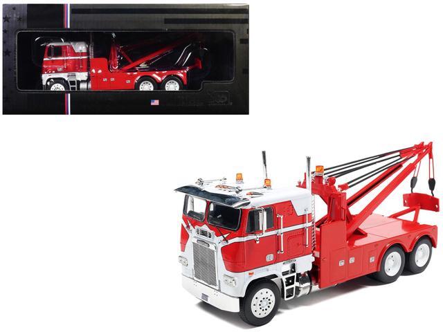 Click here for 1987 Freightliner FLA Tow Truck Red and White 1/43... prices