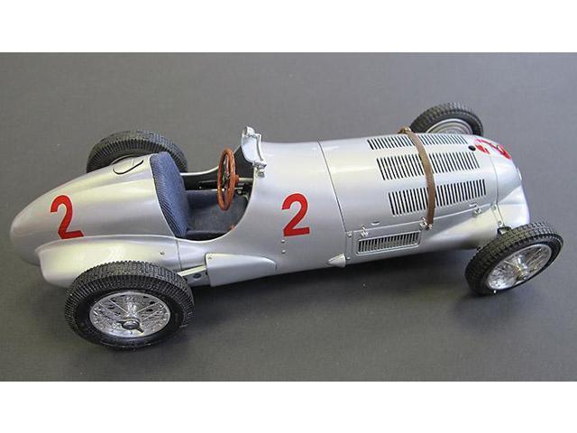 Click here for Mercedes W125 #2 Hermann Lang 1937 GP Donington Li... prices