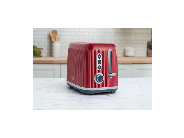 Click here for Oster 2161512 Design Series 2 Slice Toaster - Red prices
