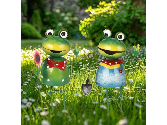 Click here for 2 Pcs Metal Frog Statue for Garden  Holding Flower... prices