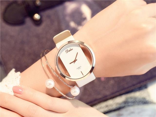 Click here for Women Hollow Belt Casual Quartz Watch (White) prices