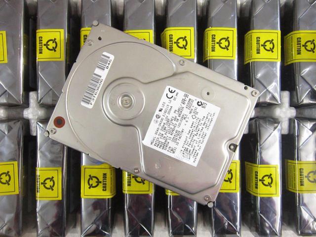 Click here for For IBM 68 pin interface SCSI hard disk DCAS-34330... prices