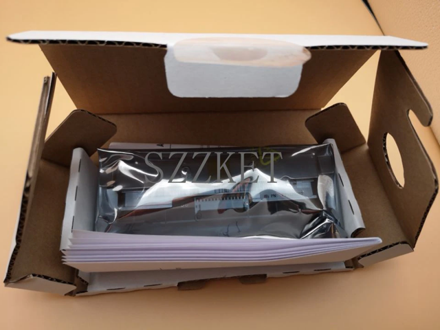 Click here for thermal label print head ZT230 203dpi  barcode pri... prices