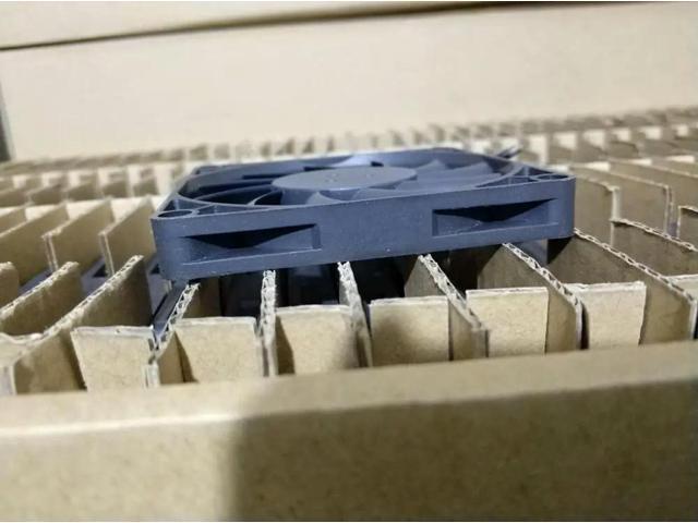 Click here for FOR 180B05M-A0 80mm 10mm Slim 8cm 8010 Fan Hydraul... prices