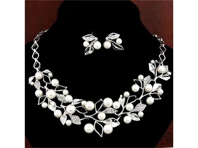 Click here for Leaf Crystal Simulated Pearl Wedding Jewelry Neckl... prices