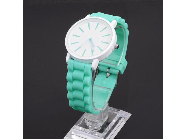 Click here for Simple Style Round Dial Jelly Silicone Strap Quart... prices