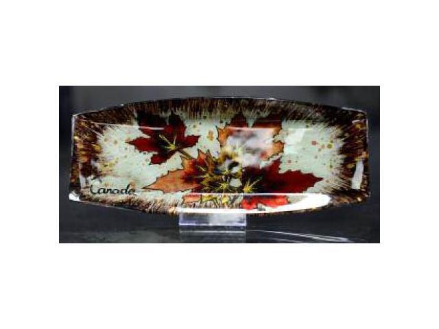 Click here for V25-269 - CANADA SOUVENIR SERVING TRAY MAPLE LEAF... prices
