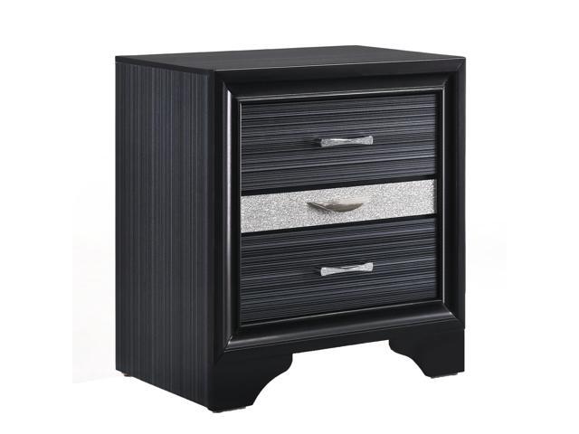 Click here for Black 3-drawer Nightstand prices