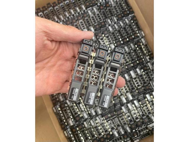 Click here for 100pcs 2.5 SAS SATA Caddy Tray 8FKXC 08FKXC NTPP3... prices