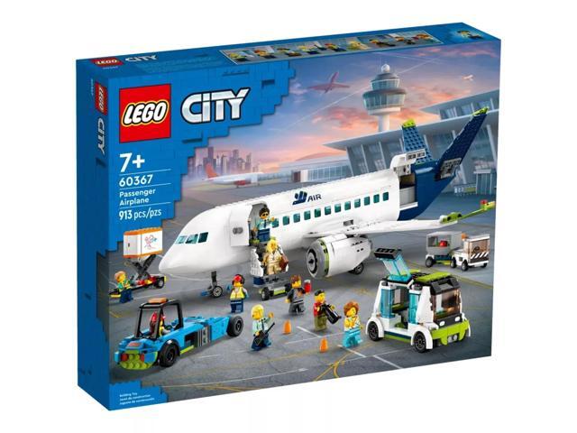 Click here for LEGO City Passagierflugzeug 60367 prices