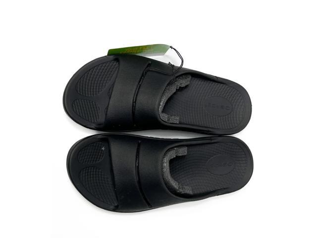 Click here for OOFOS Unisex Comfortable Waterproof OOahh Slide Sa... prices