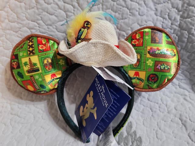 Click here for Disney Mickey Mouse Main Attraction Enchanted Tiki... prices