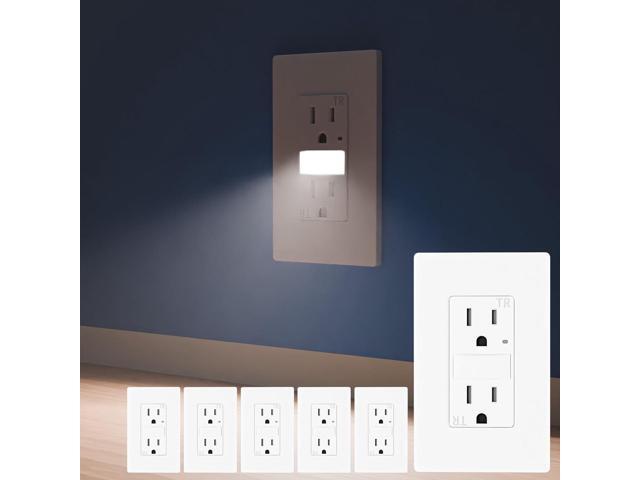 Click here for 15AMP Outlet with Nightlight  Dusk to Dawn  Standa... prices