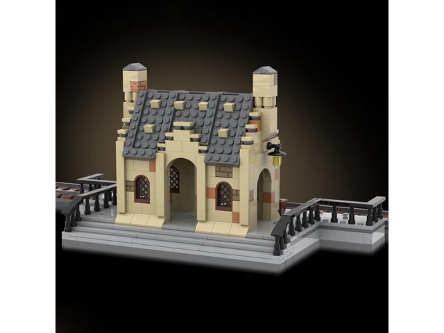 Click here for ZITIANYOUBUILD The Station from the movie  Tiny Ve... prices