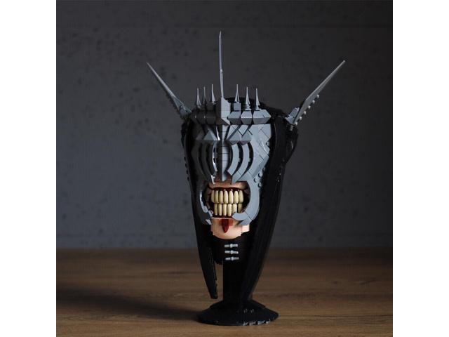 Click here for ZITIANYOUBUILD MOC-139487 Iconic Helmet with Menac... prices