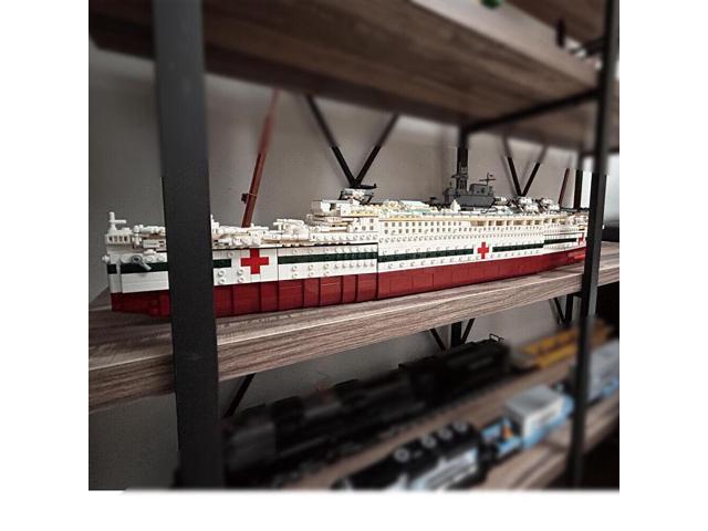 Click here for ZITIANYOUBUILD MOC-95563 The Largest Hospital Ship... prices